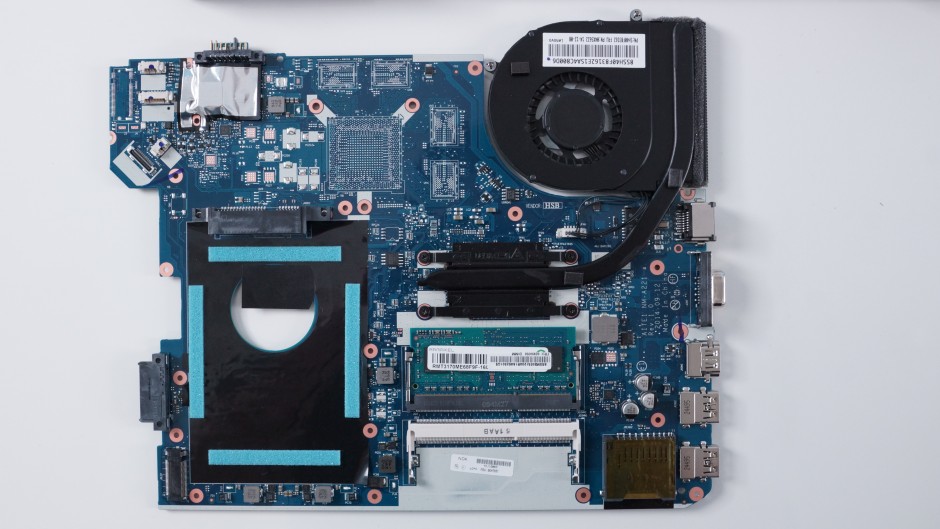 Inside the Lenovo ThinkPad E550 - disassembly, internal photos and ...