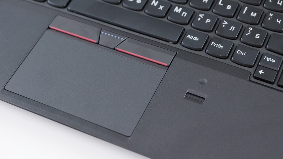 Hands-on the updated Lenovo ThinkPad E550 | LaptopMedia.com