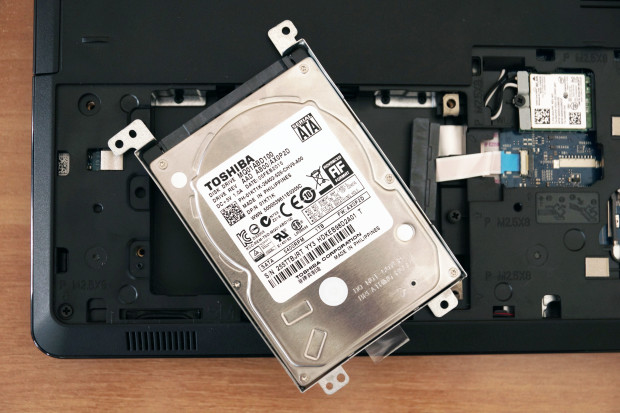 Dell Vostro 3558 (15 3000) - upgrade options | LaptopMedia.com