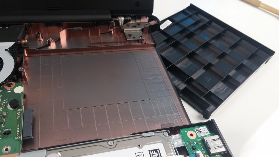 Inside ASUS X554L - disassembly, internal photos and upgrade options ...