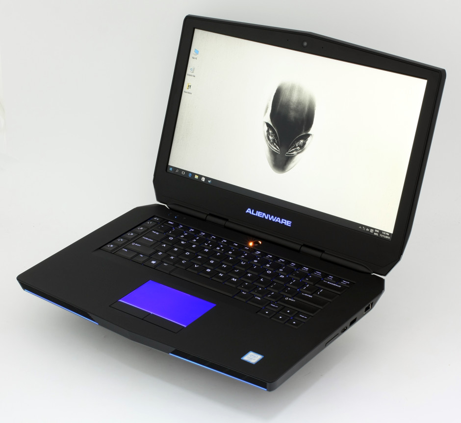 Alienware 15 (R2, Late 2015) review - pushing the boundaries of the 15 ...
