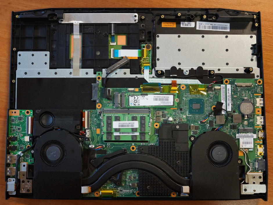 Inside Acer Predator 15 – disassembly, internal photos and upgrade ...