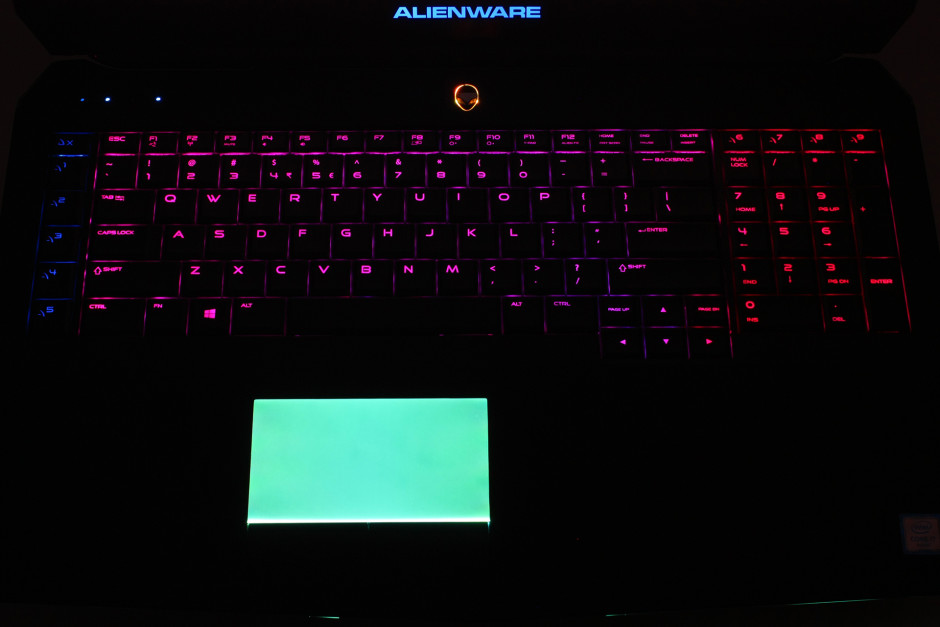 Alienware 17 R3 (Late 2015) review - when you want the best gaming ...