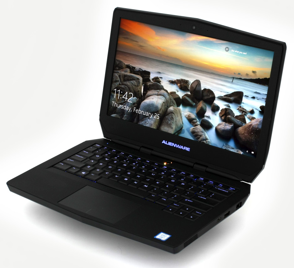 Alienware 13 R2 review - it gets things done during the day and lets ...