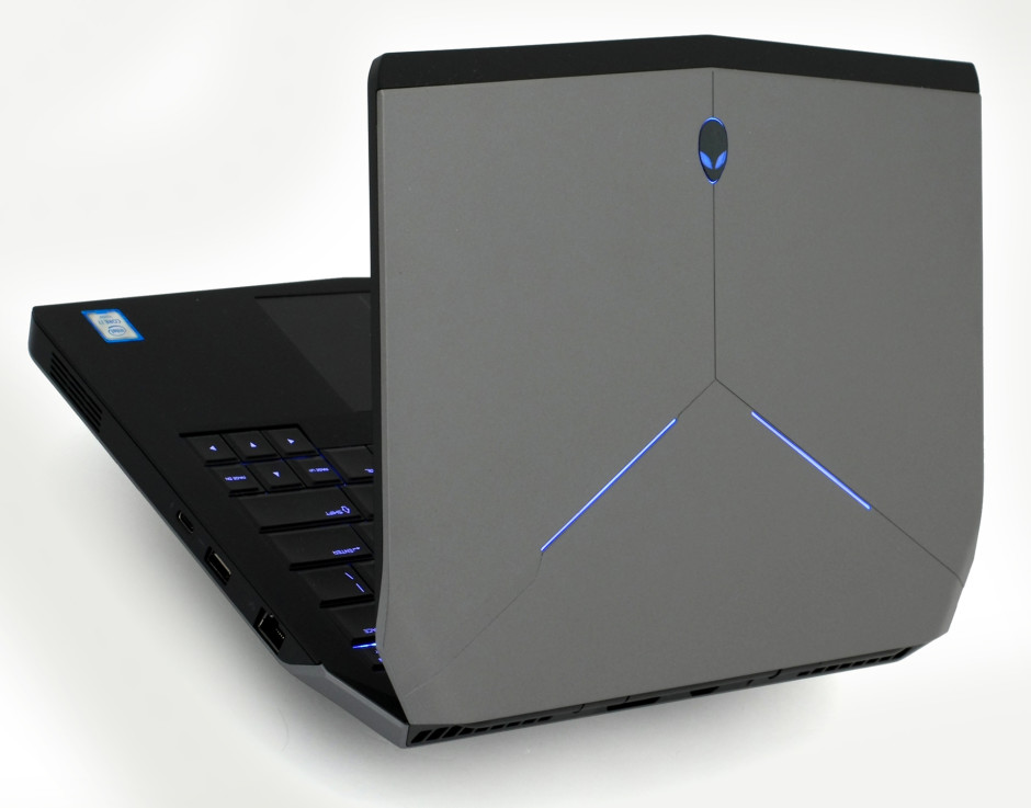 Alienware 13 R2 review - it gets things done during the day and lets ...