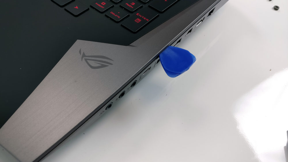 Inside ASUS ROG G752VS - disassembly, internal photos and upgrade ...