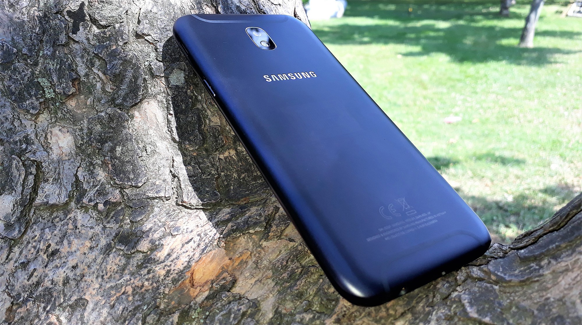 Quick look at Samsung Galaxy J5 (2017) – first impressions, camera ...