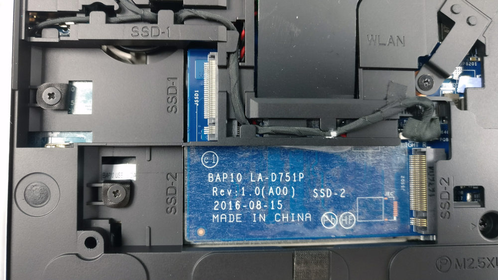 Inside Alienware 15 R3 - disassembly, internal photos and upgrade ...