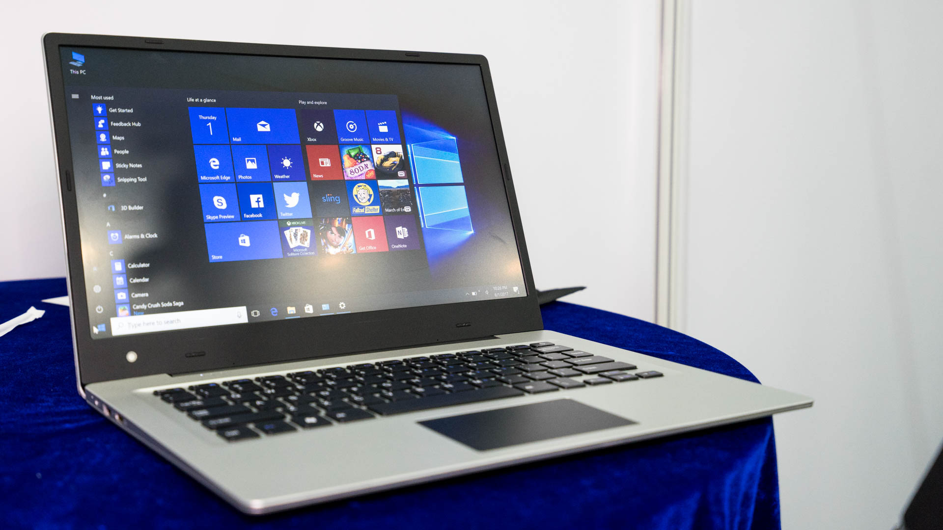Jumper EZBOOK 3S - an affordable notebook with Intel Celeron Processor ...