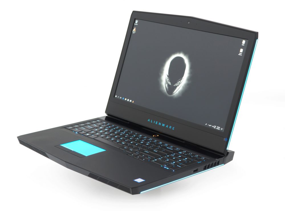 Alienware 17 R5 review - ultimate mobile gaming rig | LaptopMedia.com