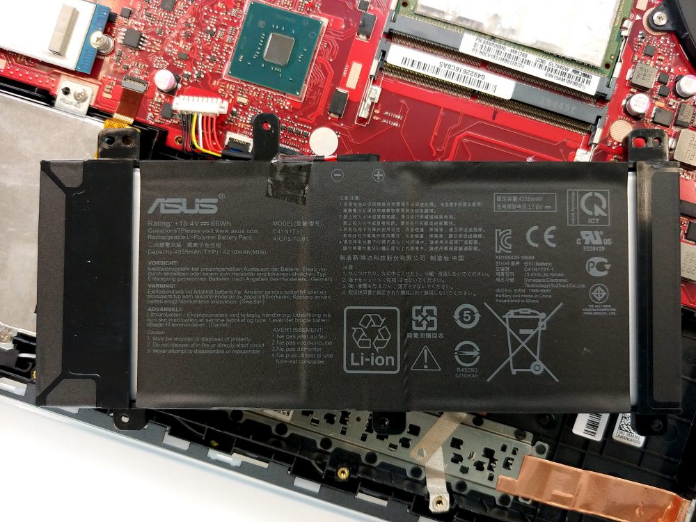 Inside ASUS ROG GL704 (SCAR II / HERO II) - disassembly and upgrade ...