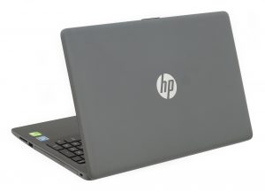 HP 15 (15-da0000) review - did we go back in time? | LaptopMedia.com