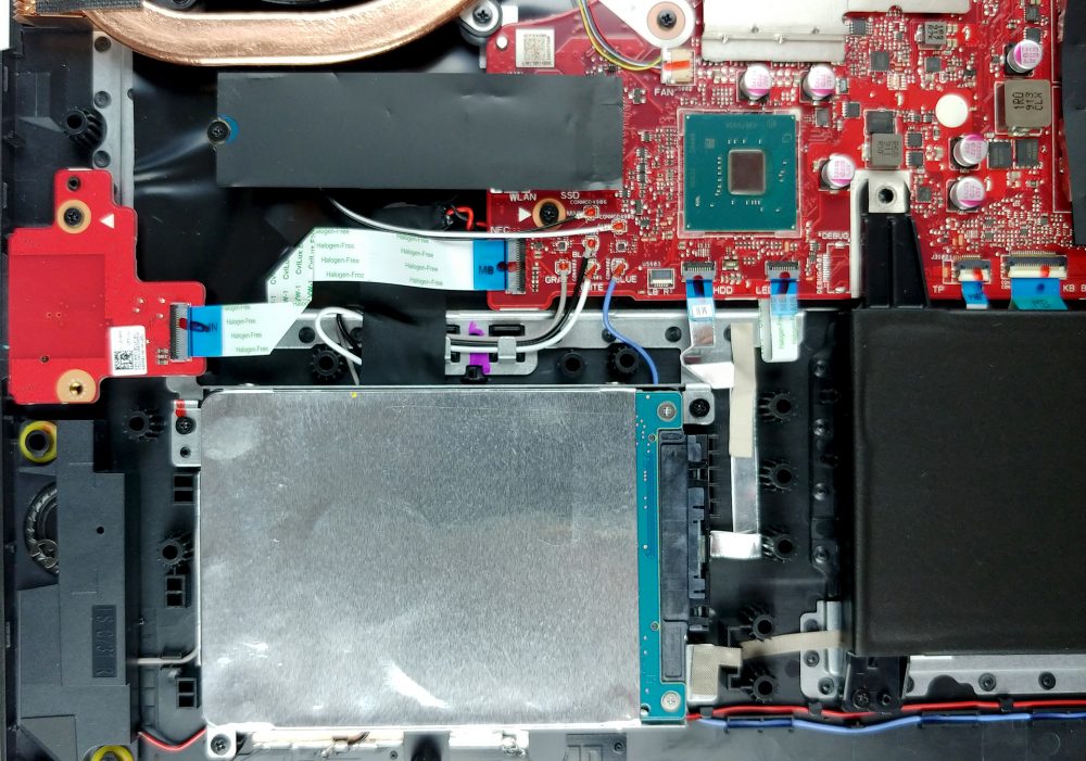 Inside ASUS ROG Strix G731 - disassembly and upgrade options ...