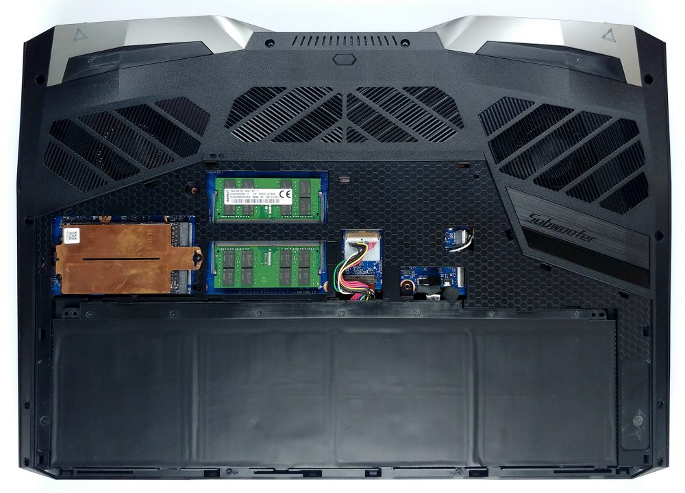 Inside Acer Predator Helios 700 - disassembly and upgrade options ...