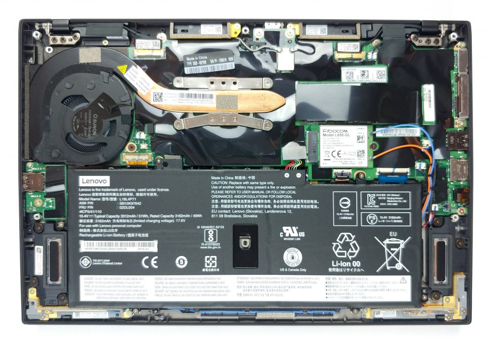 Inside Lenovo ThinkPad X1 Carbon 7th Gen - disassembly and upgrade ...