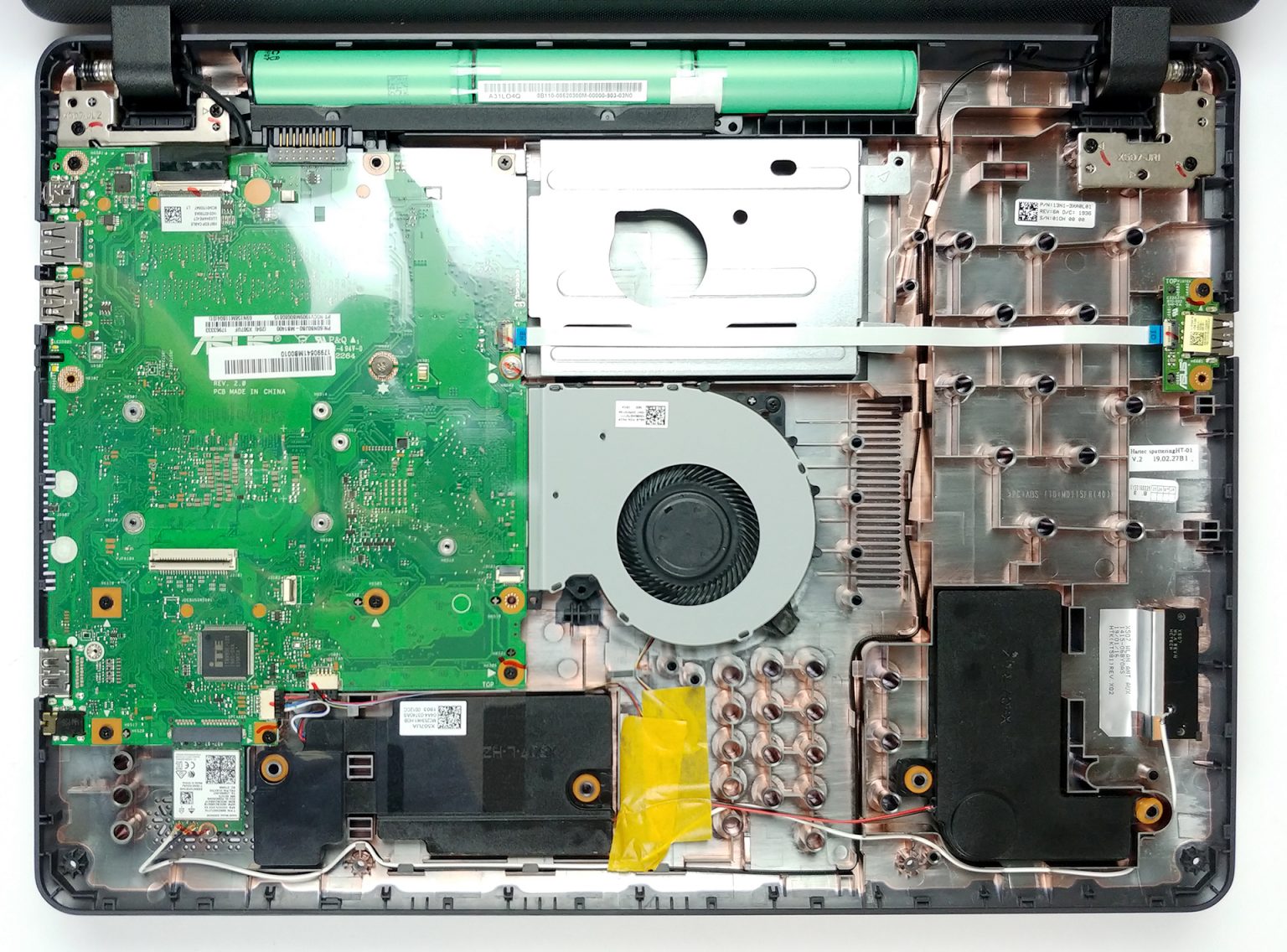 ASUS X507 review - a laptop from a previous generation | LaptopMedia.com