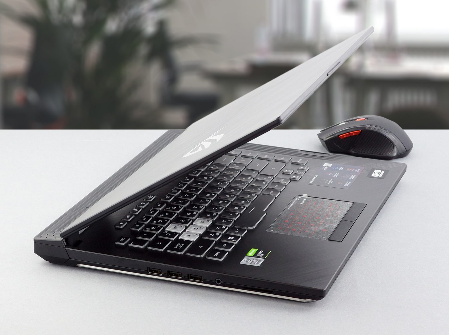 ASUS ROG Strix G15 G512 review - breaches the 4.00 GHz threshold in ...