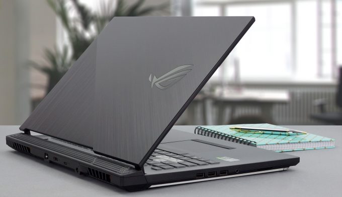 ASUS ROG Strix G17 G712 review - something for gamers and designers ...