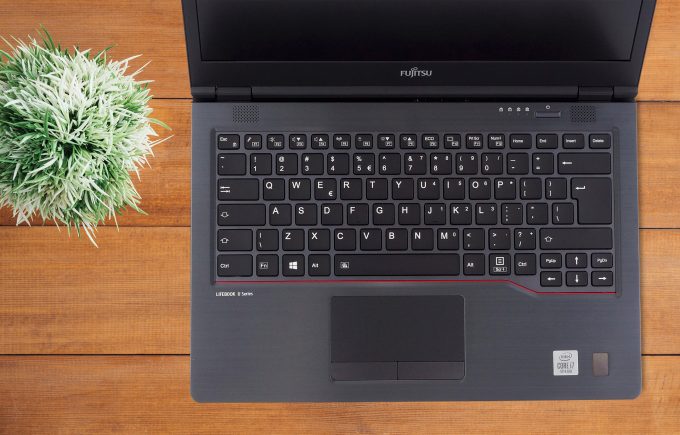 Fujitsu LifeBook U7410 review - a business-grade laptop with a handful ...