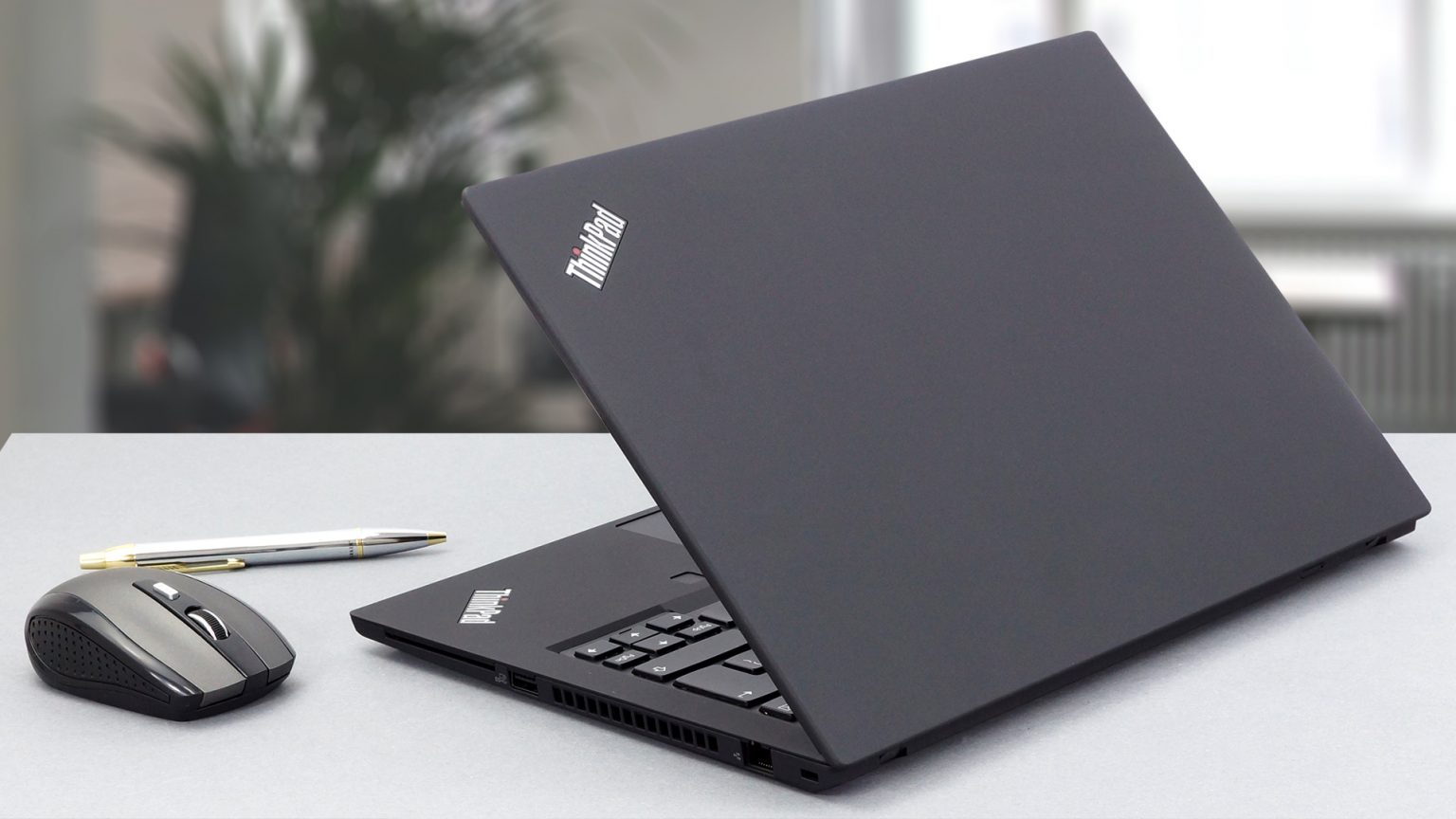 Lenovo ThinkPad T14 review - the Zen 2 PRO processors are making it a ...