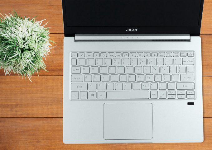Acer Swift 3 (SF313-53) review - more vertical space gets you through ...