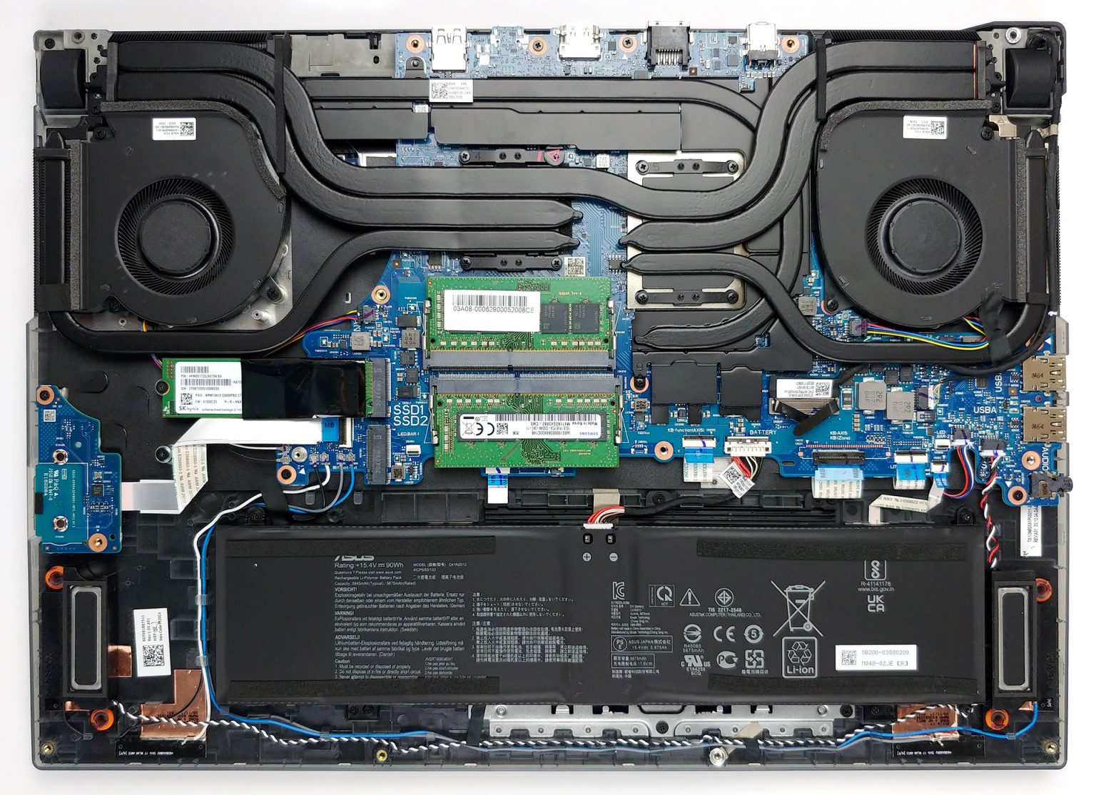 Inside ASUS ROG Strix SCAR 17 G733 - disassembly and upgrade options ...