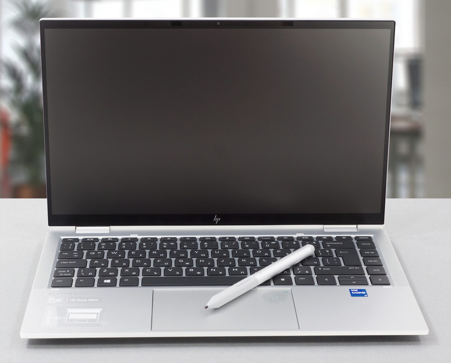 HP EliteBook x360 1040 G8 review - when privacy and security are the ...