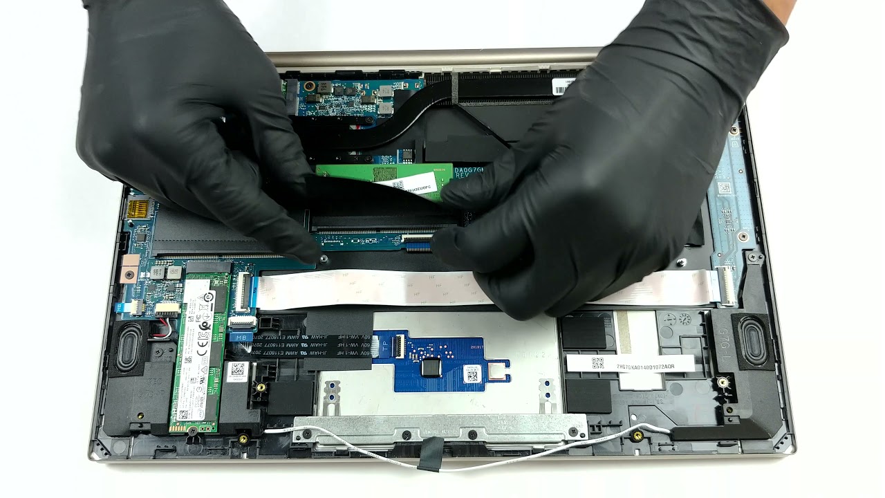 Inside HP Pavilion 14 (14-dv0000) - disassembly and upgrade options ...