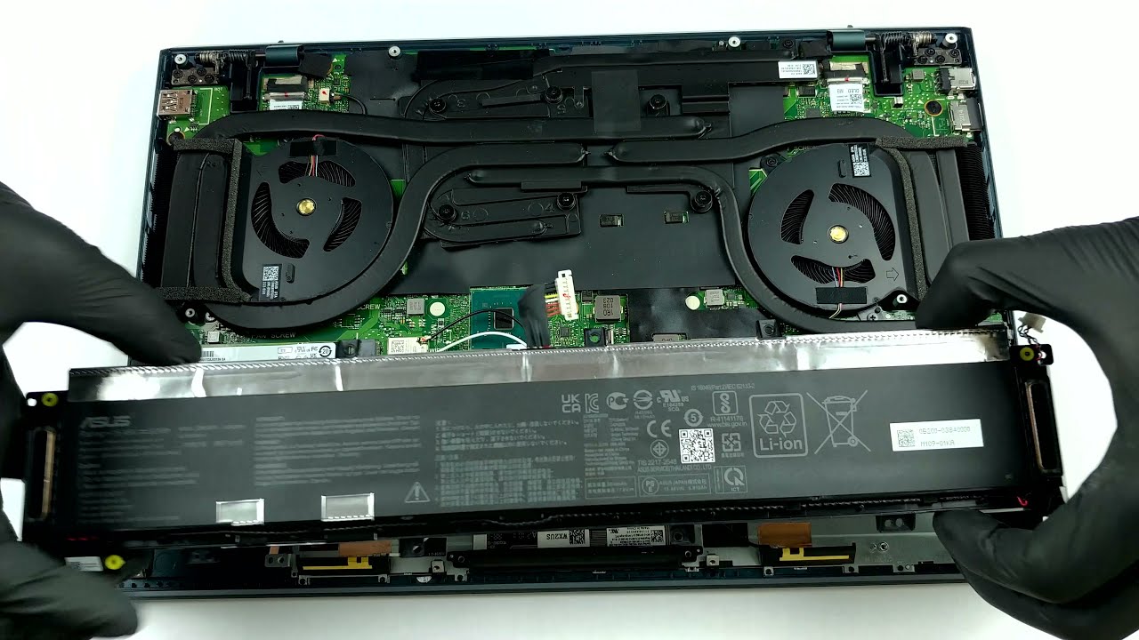 Inside ASUS ZenBook Pro Duo 15 OLED UX582 - disassembly and upgrade ...
