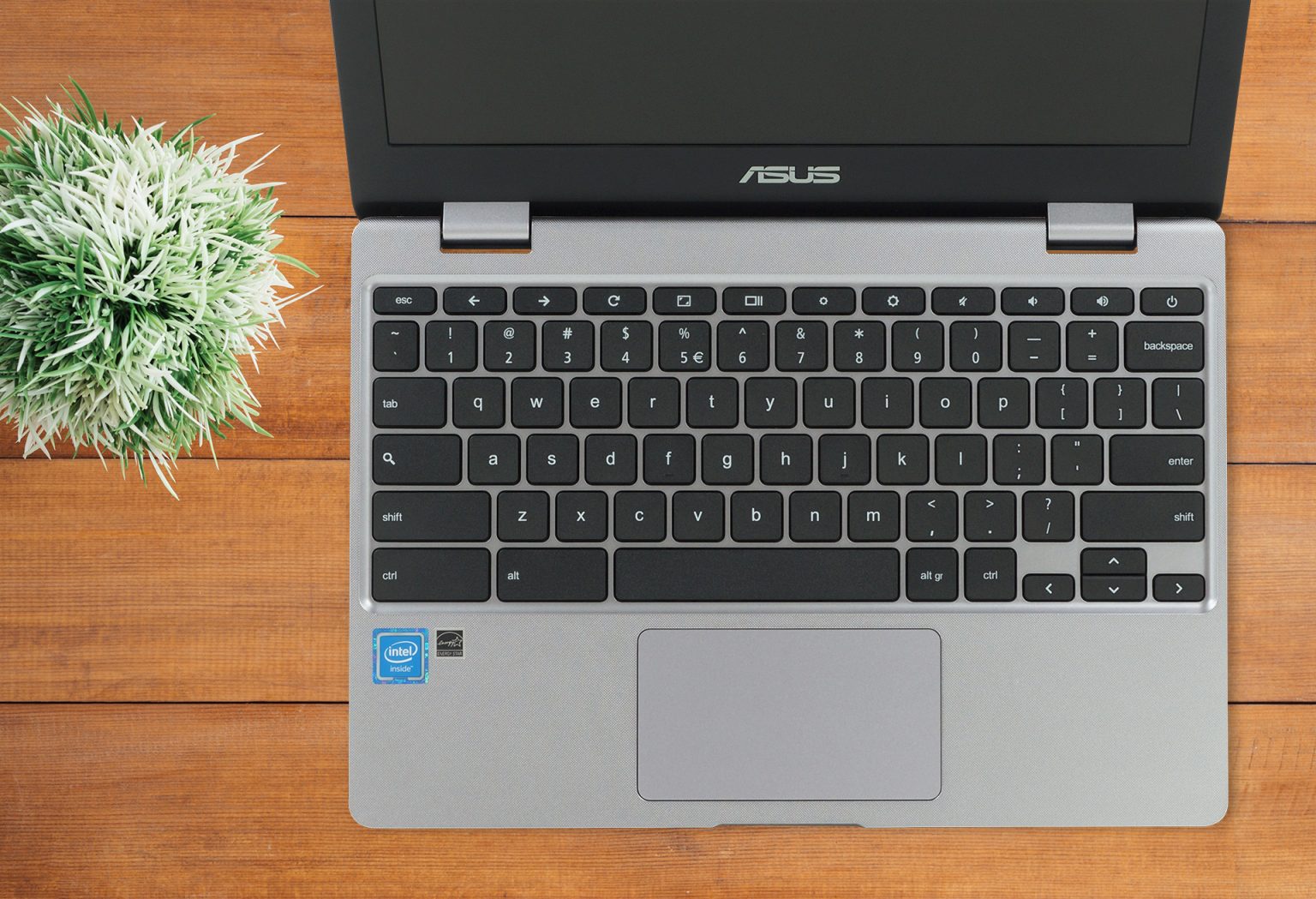 ASUS Chromebook C223 review - uninspiring device with old hardware ...