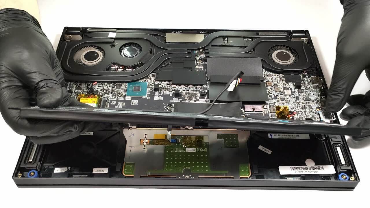 Inside MSI GS66 Stealth (11UH) - disassembly and upgrade options ...