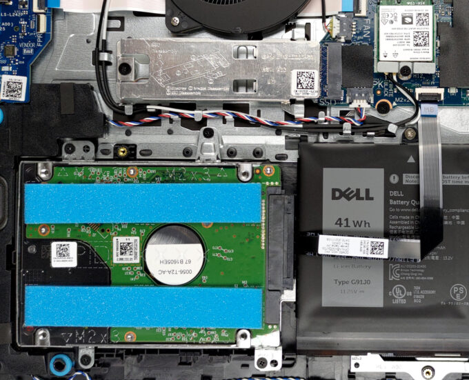 Dell Vostro 15 3510 review - they really botched this one | LaptopMedia.com