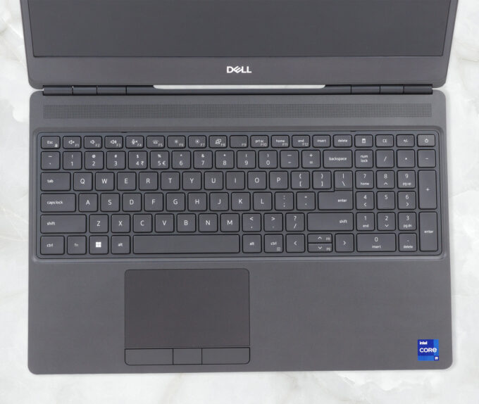 Dell Precision 15 7560 review - meant for work | LaptopMedia.com