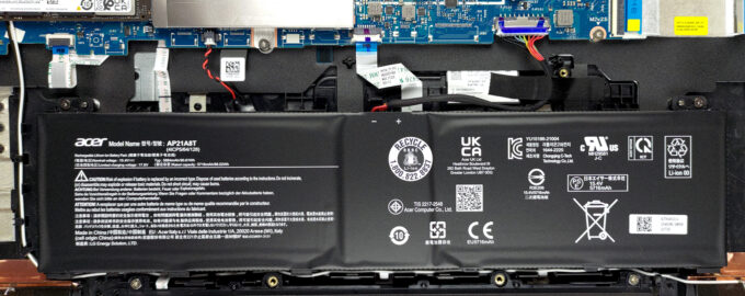 Inside Acer Predator Helios 300 (PH317-56) - disassembly and upgrade ...