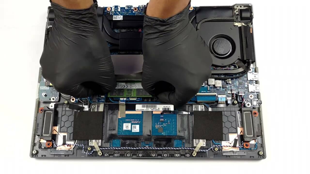 Inside ASUS ROG Strix SCAR 15 G533 (2022) - disassembly and upgrade ...