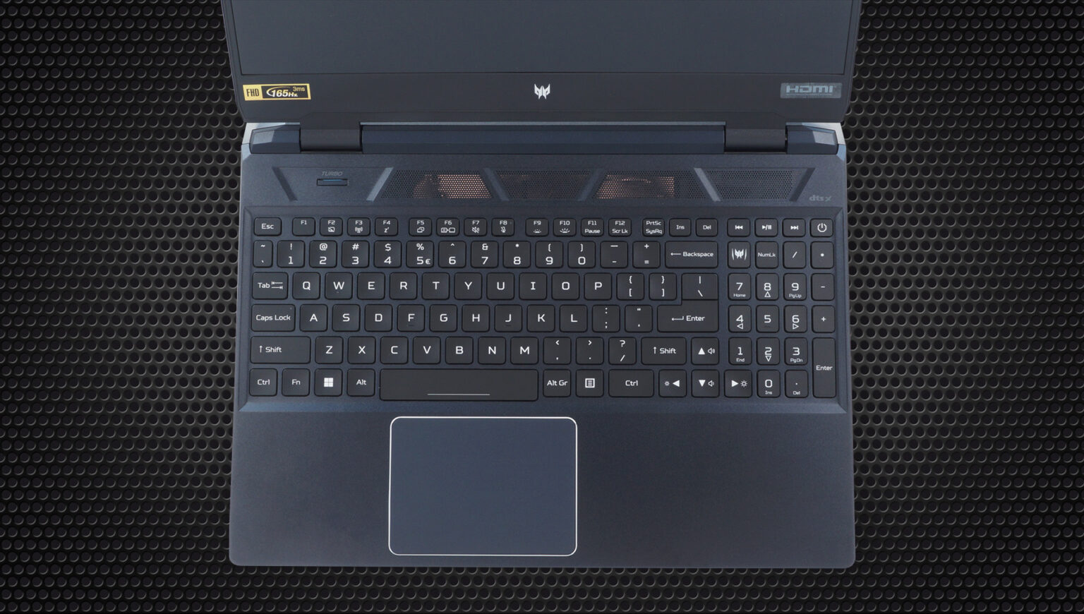 Acer Predator Helios 300 (PH315-55) review | LaptopMedia.com