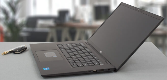 Dell Latitude 15 7530 review | LaptopMedia.com