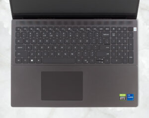 Dell Vostro 16 7620 review | LaptopMedia.com