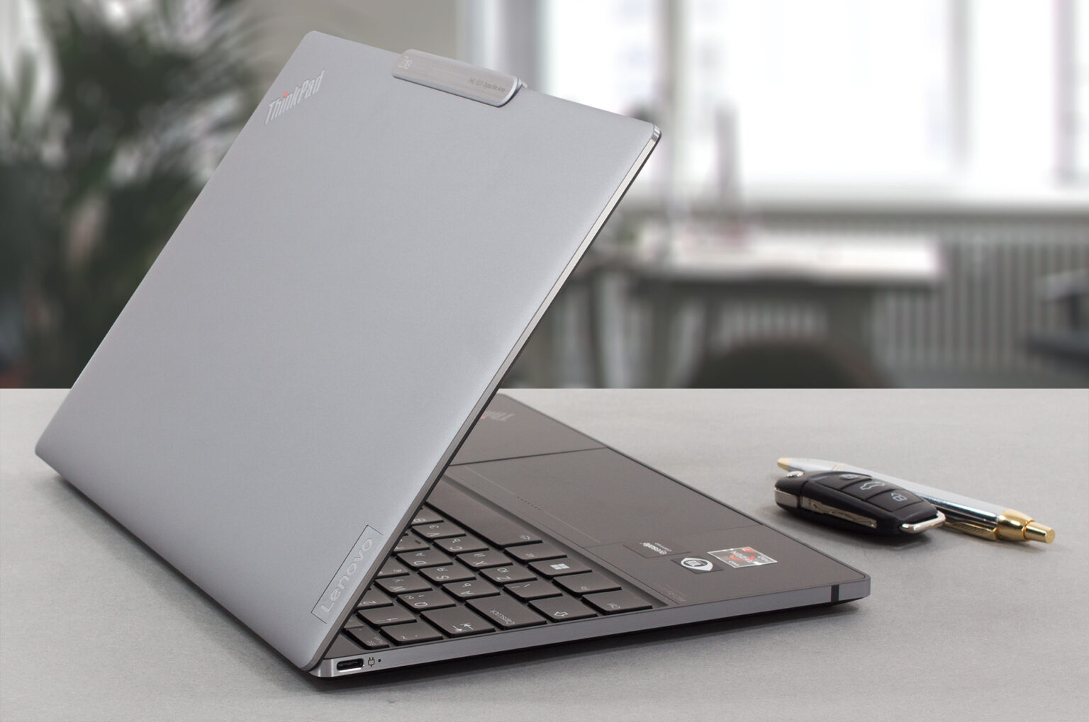 联想ThinkPad Z13第一代评测 | LaptopMedia 中国