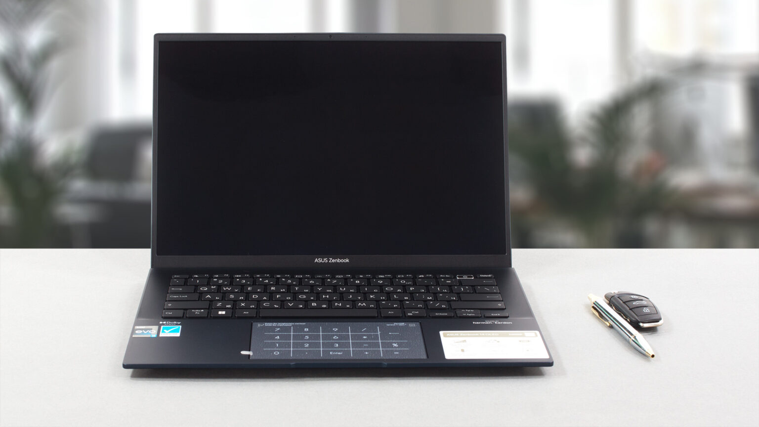 ASUS Zenbook 14 OLED (UX3402) review | LaptopMedia.com