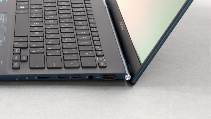 ASUS Zenbook 14 OLED (UX3402) review | LaptopMedia.com