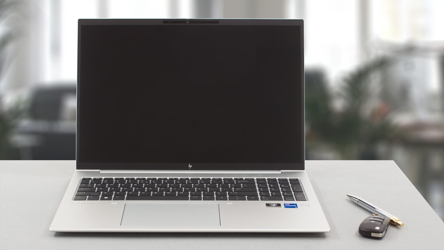 HP EliteBook 860 G9 review | LaptopMedia.com