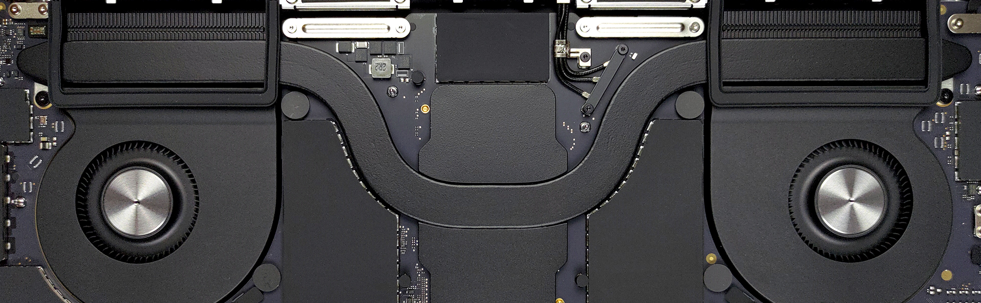[In-Depth Comparison] Apple MacBook Pro 14 (Late 2021) vs Lenovo Yoga ...