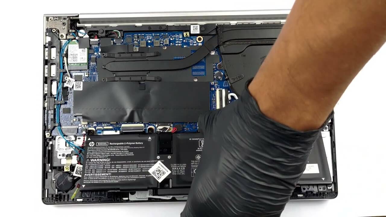 How to open HP EliteBook 640 G9 - disassembly and upgrade options | LaptopMedia.com
