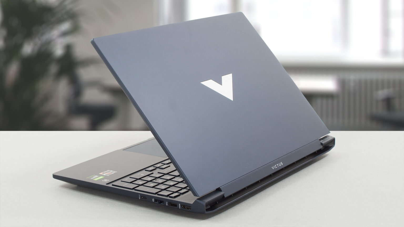 HP Victus 15 (15-fb0000) review - we cracked the reason for the low ...