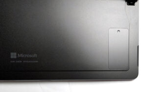 微软Surface Pro 9 - 前5个优点和缺点 | LaptopMedia 中国