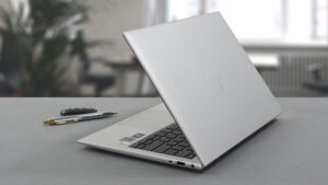 HP EliteBook 830 G9 review - this tiny beast will never disappoint you ...
