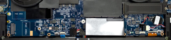 如何打开联想ThinkPad P1第五代--拆解和升级方案 | LaptopMedia 中国