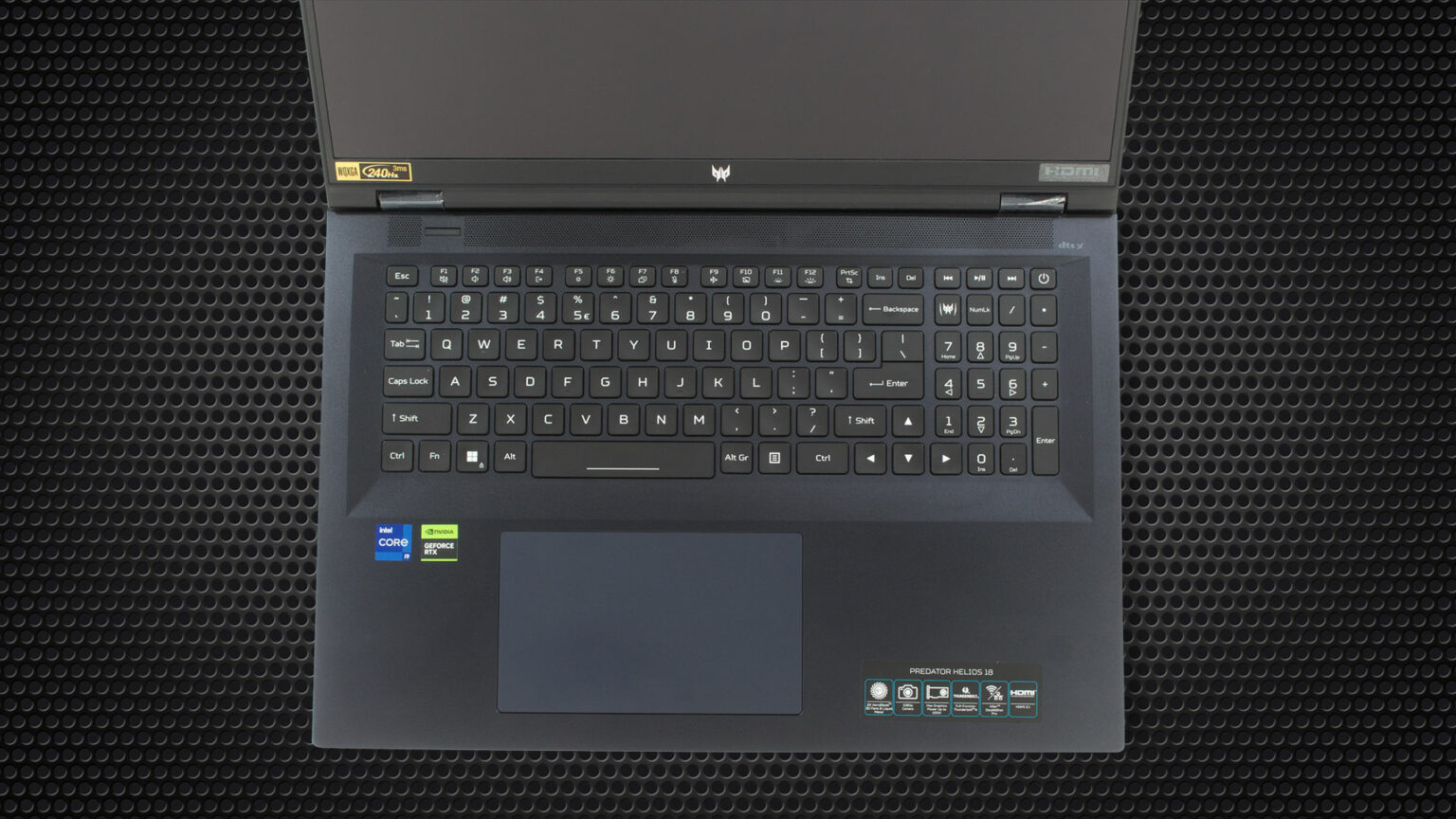 Acer Predator Helios 18 (PH18-71) - Top 5 Pros and Cons | LaptopMedia.com