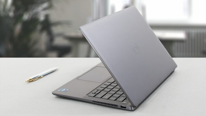 Dell Latitude 14 9430 - Top 5 Pros and Cons | LaptopMedia.com